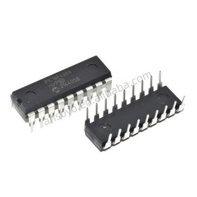 Китай PIC16C56A-40/P продается