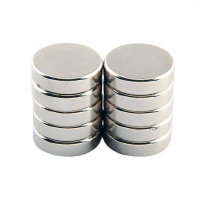 China Customized Magnetization Direction Neodymium Disc Magnet N52 for Industrial Sensors for sale
