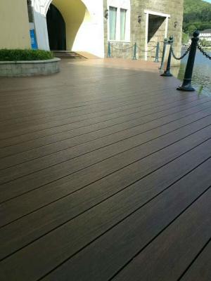 China Woodgrain WPC hollow decking with woodgrain effect for two sides wpc co-extrusion decking wpc capped deck for sale