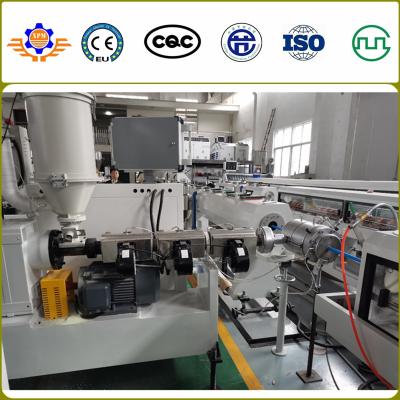 Cina 180 - 250Kg/H PVC Pipe Extrusion Line Double Screw 220 - 415V Input Voltage in vendita
