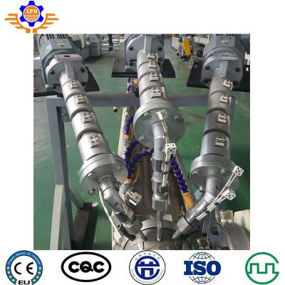 Cina Le macchine utensili molli del tubo del PVC innaffiano la linea a fibra rinforzata dell'estrusione del tubo del tubo flessibile di giardino in vendita