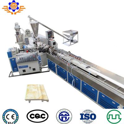 China Pvc-de Kunstmatige Marmeren Steen die van de Extrudermachine de Automatische Productielijn van het Machineprofiel uitdrijven Te koop
