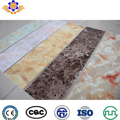 中国 220V機械を作るプラスチック ポリ塩化ビニールの人工的な大理石の生産ライン石のプロフィール シート 販売のため