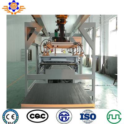 China 650 To 800KG/H Spc PVC Floor Extruder Plastic Spc Flooring Extrusion Line Production Line for sale