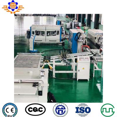 China 650 To 800KG/H Spc PVC Floor Extruder Plastic Spc Flooring Extrusion Line Production Line for sale