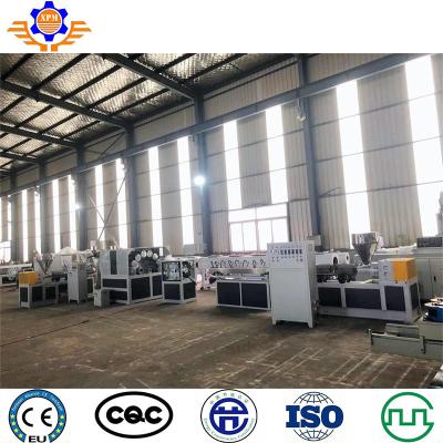 Cina Il PVC molle del tubo flessibile del giardino ad alta velocità convoglia la linea di produzione di plastica della macchina dell'espulsore in vendita