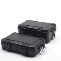 China Lightweight Plastic Cigar Case Rectangular Design Holds Up To 10 Cigars for sale