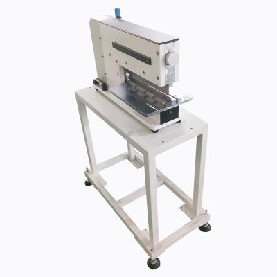 Cina PWB di alta efficienza che separa il laser della macchina del taglio a strisce della taglierina LED in vendita