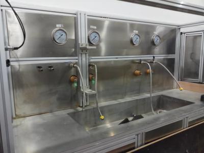 Cina Alterazione causata dagli agenti atmosferici della lampada allo xeno della macchina della prova di resistenza del rubinetto di acqua che invecchia camera di prova ambientale in vendita