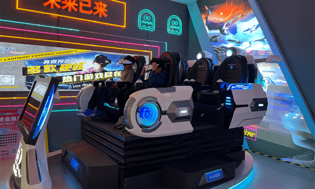 5-person VR spaceship for commercial use