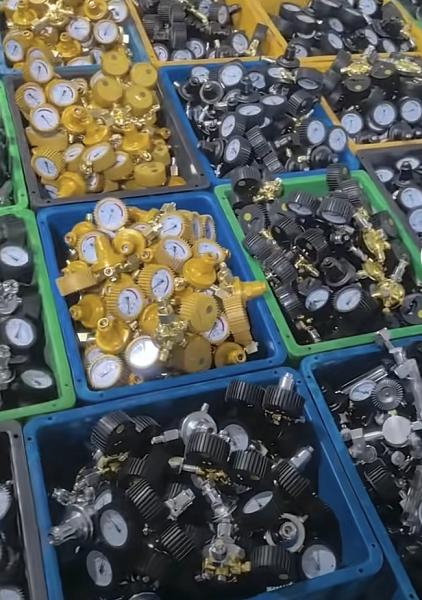 Quality Oxygen Regulator ，OEM Customization & Private Label Service ，Industrial Gas for sale