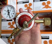 Quality Original Russian type BPO‑5 propane gas pressure reducer ，LPG cylinder pressure for sale