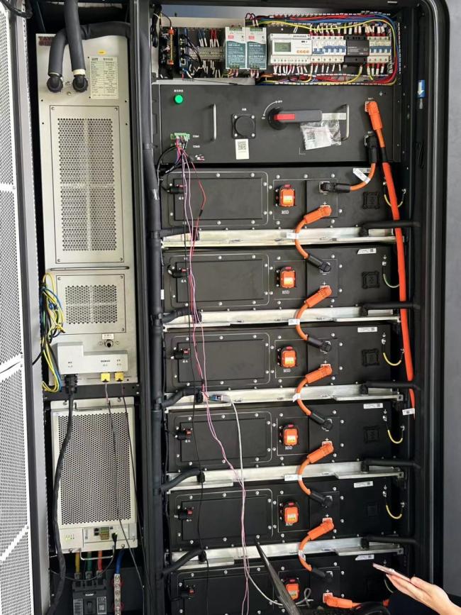 258kwh 100kw LiFePO4 Battery Bess Energy Storage System for Commercial Use