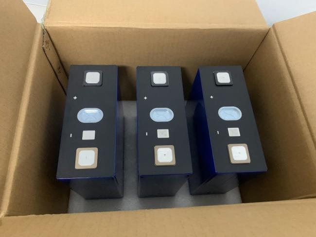 High Efficiency 2c LFP Battery Cell 280ah for Industrial and Commercial Ess