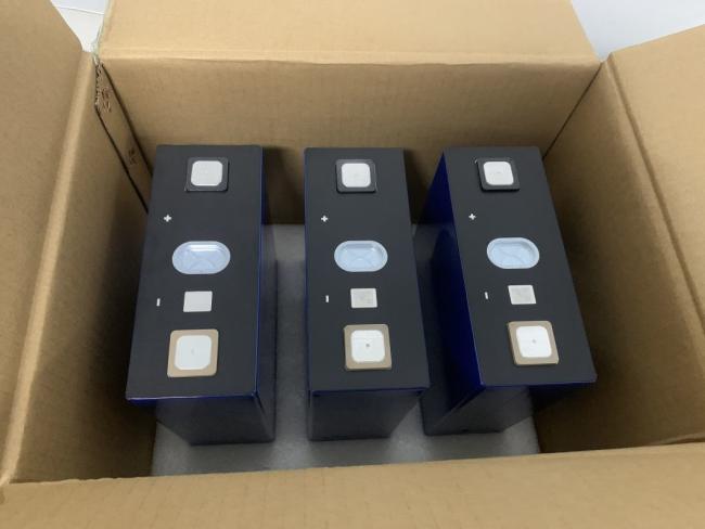 325ah Prismatic Battery Cell for Container Energy Storage and Heavy Duty Truck