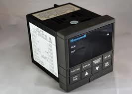 China CS1G-CPU43-E Omron PLC Parts CS1 SYSMAC CS Series 10kSteps - 64k Memory for sale