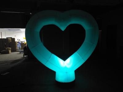 China Party LED Heart Lighting Inflatable Balloon LOVE Heart Inflatable LED Shape Balloon for sale