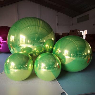 China Draagbare reflecterende opblaasbare grote glanzende bal voor evenementen Te koop