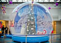 China Custom LED 0.65mm PVC Inflatable Christmas Snow Globe 3m 4m 5m for sale