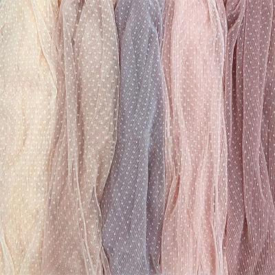 Cina stile 50-90gsm di Mesh Crepe Woven Fabric Dot Tulle del vestito da sposa da 145cm in vendita