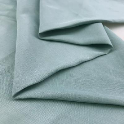 Cina Rayon TR normale di 52% Ployester 48% che è adatto al prodotto intessuto 90gsm della camicia del tessuto in vendita