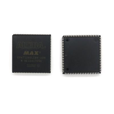 Китай Embedded Processors EP4SGX290KF40C3 продается