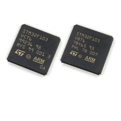 Cina Memory Integrated Circuits MT29F64G08CBCGBSX-37B:G in vendita