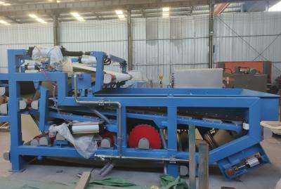 China Máquina de procesamiento de almidón de yuca con 4kw de potencia y material de acero inoxidable 304 de acero al carbono en venta