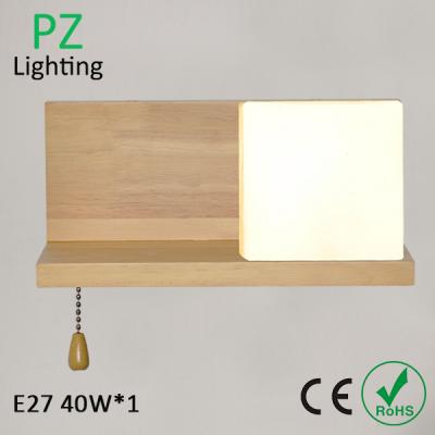 China Oak wood wall lamp with hand blown white glass shade E27 40Wx1 CE/ROHS Made in China for sale