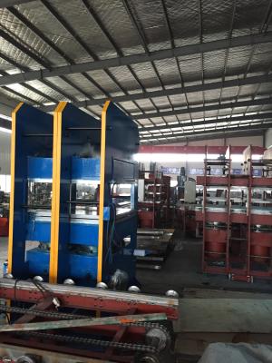 Cina Macchine per la stampa vulcanizzatrice idraulica per gomma per la produzione di sigilli di olio di gomma di grandi dimensioni in vendita