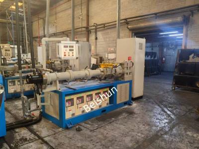 中国 EPDMシーリングストリップ生産ライン、0～400℃温度範囲、900～950HVスクリュー硬度、100kg/hの出力 販売のため