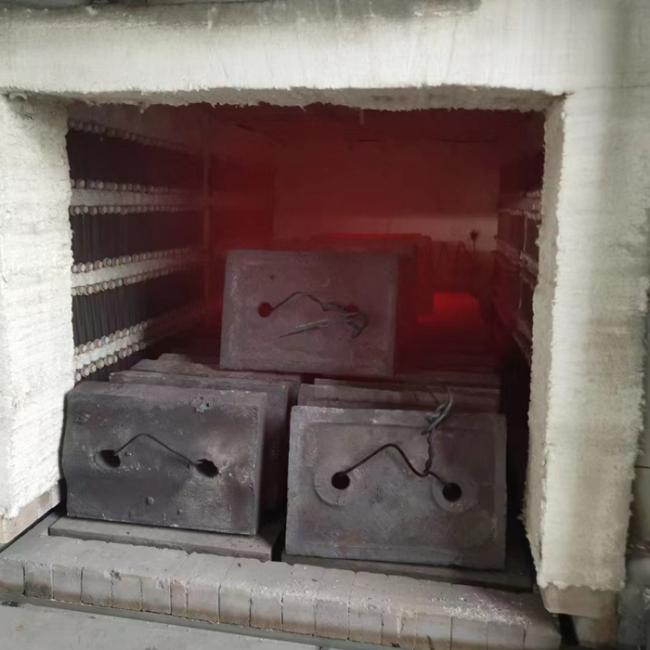 Casting alloy steel mill liners for cement ball mill