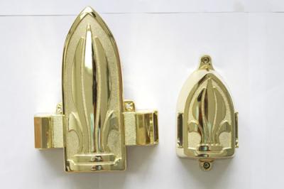 Cina Angolo di bara dorato dell'hardware del cofanetto di colore nel funerale - insieme del fiore in vendita