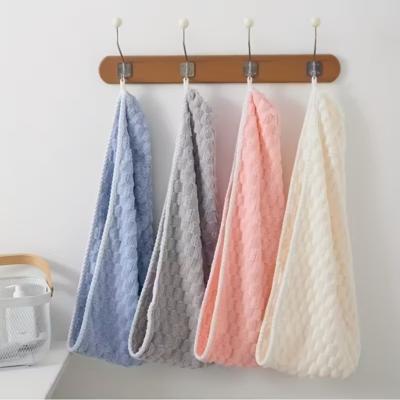 Китай Ультрамягкий легкий прочный быстросущий цветочный микроволокнистый полотенце для волос настраиваемое для нежного ухода за волосами продается