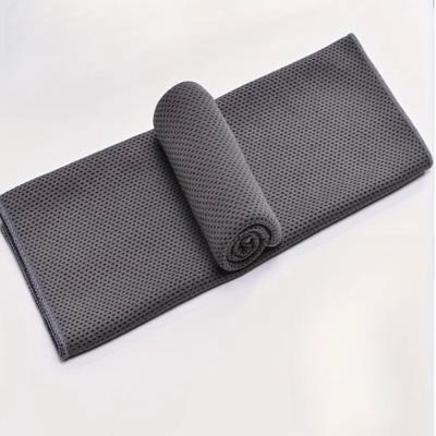 Китай Минималистичное спортивное полотенце – Легкий, элегантный и функциональный дизайн продается