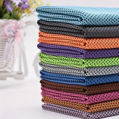 Китай Высокопоглощающее портативное микроволокно наружное фитнес полотенце с настраиваемым размером для работы в любую погоду продается