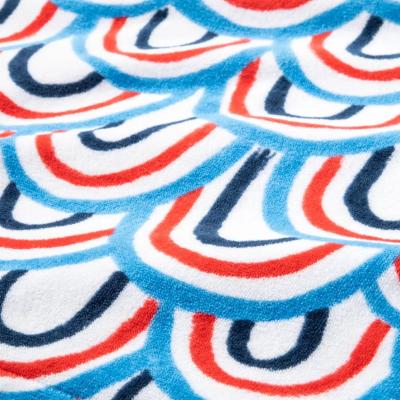 China Dual-sided Design Beach Towel with Scalloped Edges and Reactive Printing for Luxurious Comfort for sale