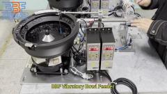 China Manufacturer Vibratory Bowl FeederHigh Accuracy Custom Plastic Snap Ring Feeder