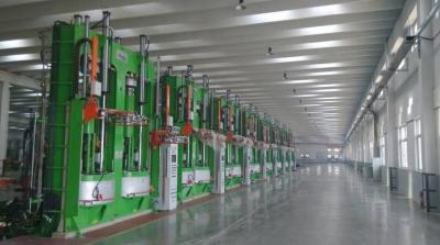 中国 機械を形づける自動的にモジュラー 4 コラムの油圧 23T 平らな治癒の出版物 販売のため