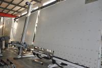 China Automatic Vertical Insulating Glass Sealing Robot For Sealant Spreading for sale