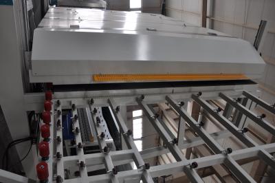 中国 アルゴンの省エネ柔らかいブラシが付いている絶縁のガラス生産ライン 販売のため