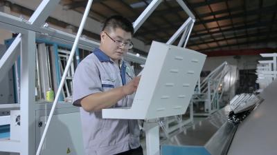 Chine L'Usb en aluminium de machine à cintrer de barre d'entretoise du profil 150*300mm a entré à vendre