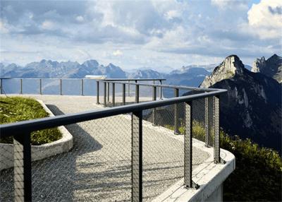 Cina SS304 X tendono il cavo Mesh Railing, maglia inanellata della corda di acciaio inossidabile in vendita