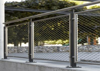 중국 전면 장식적 스테인레스 스틸 메쉬 건축학 304 AISI 판매용