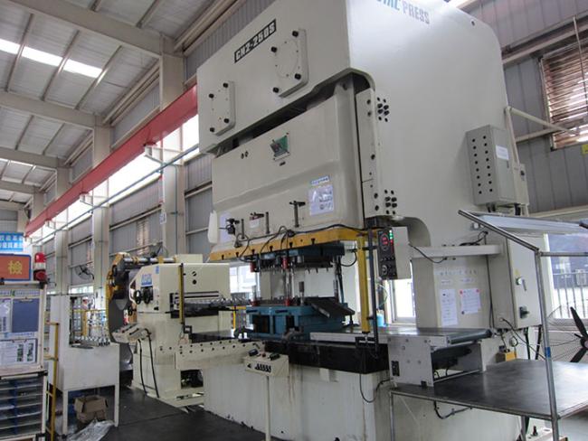 punch feeder