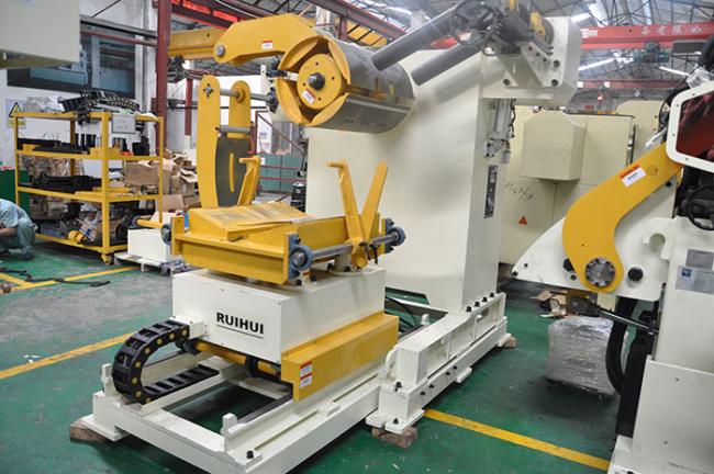 NC servo feeder