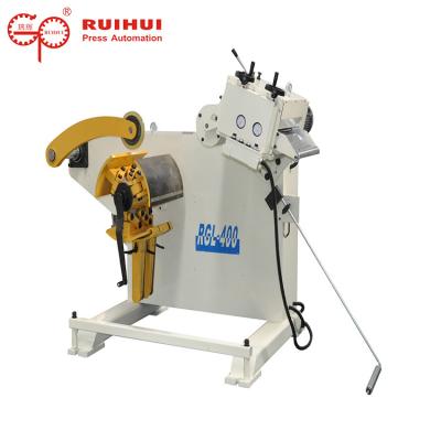 Cina Bobina di rame Decoiling e raddrizzare della striscia larghezza della macchina 200mm un potere di 3 fasi in vendita