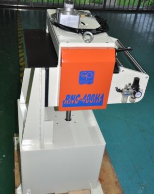 Cina servo acciaio dell'alimentatore del rotolo di 0.3-3.2mm Nc per il fermaglio automatico che preme linea in vendita