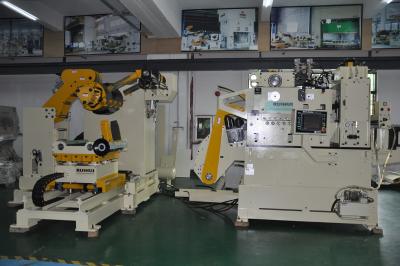 China 3 automáticos em 1 alimentador que aplaina carimbando a certificação do CE e do ISO do equipamento à venda