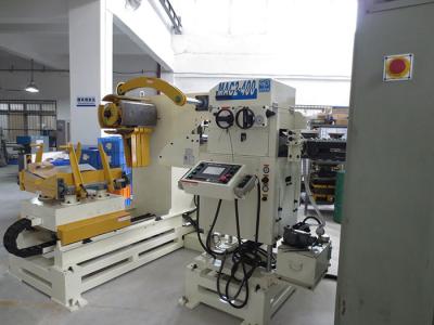 China Materiaalframe 3 In 1 Egaliseermachine NC-feeder Hydraulische drukarm Te koop